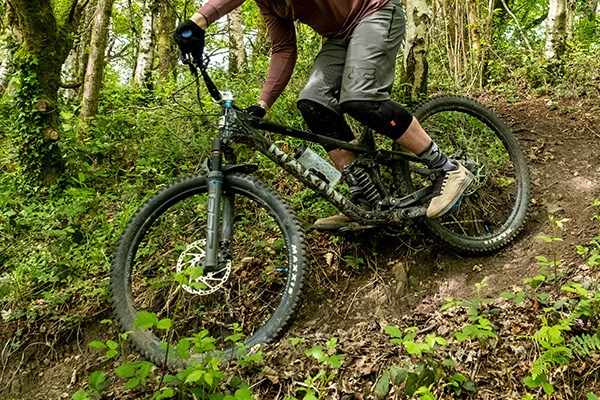 MTB Pads Guide | Online Bike Experts | Tredz Bikes