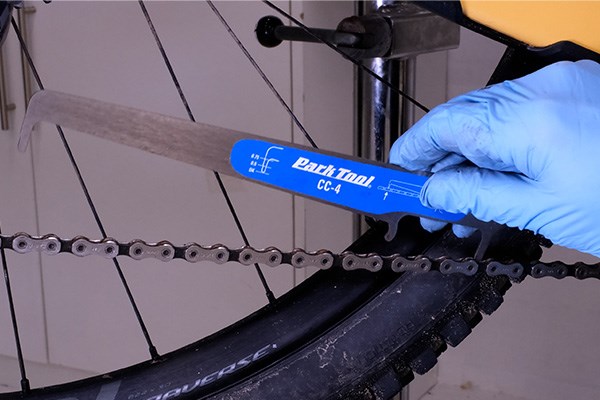 How to Check your Chain Wear & When to Replace Your Chain | Tredz Bikes