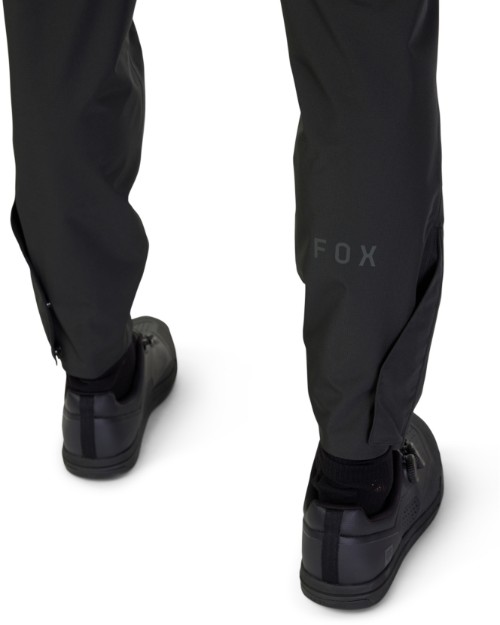 Fox Clothing Ranger 2.5L Water MTB Trousers | Tredz Bikes